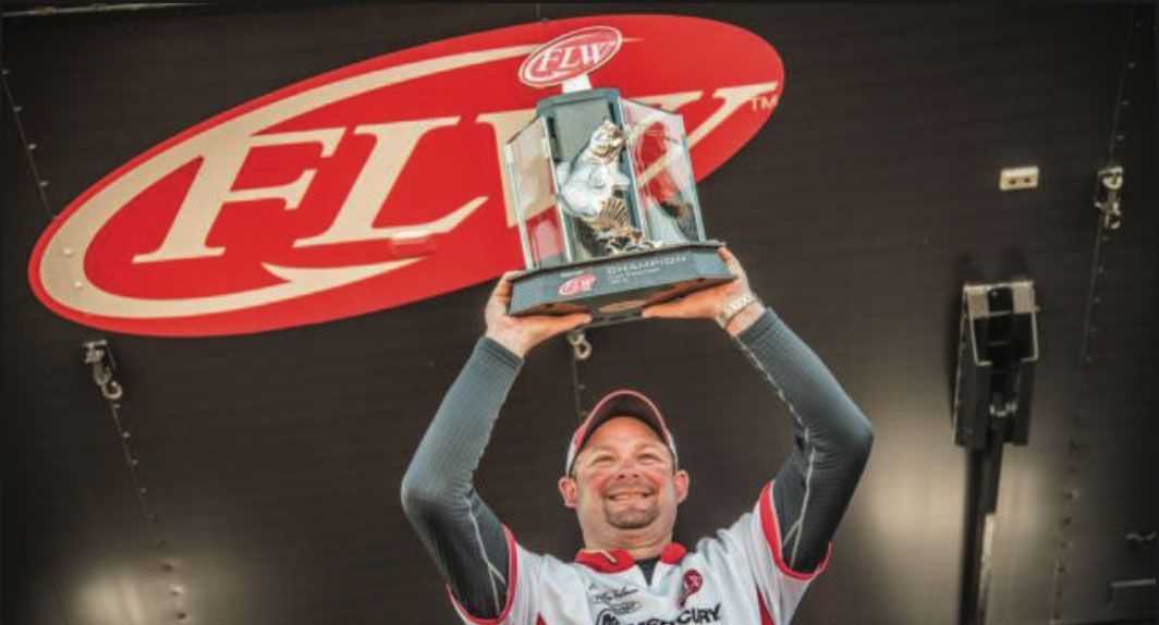 WALMART FLW TOUR - Coastal Angler & The Angler Magazine