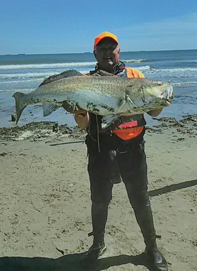 Bull Redfish - Coastal Angler & The Angler Magazine