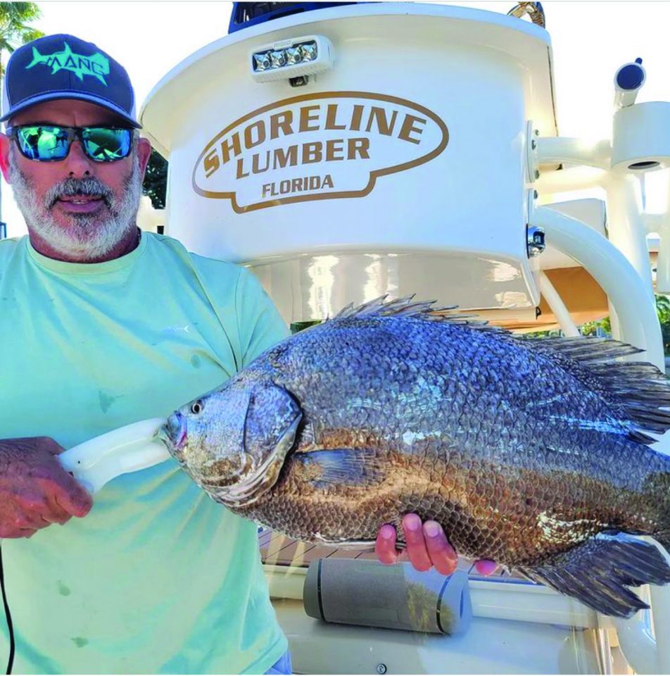 Ron Paluk (Shoreline Lumber) enjoying some holiday time on the water ...