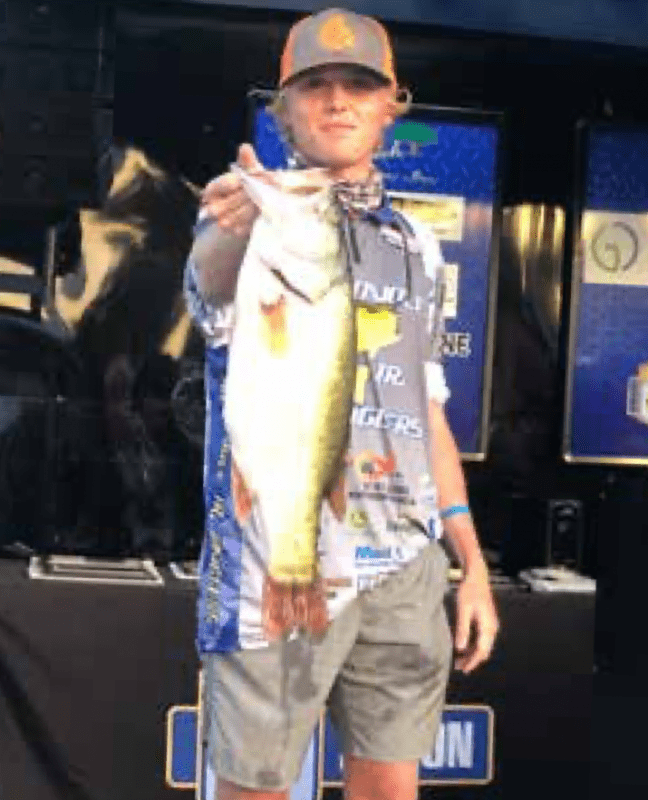 Ben Bracket from Seminole Jr. Anglers at the High School BASS Nation ...