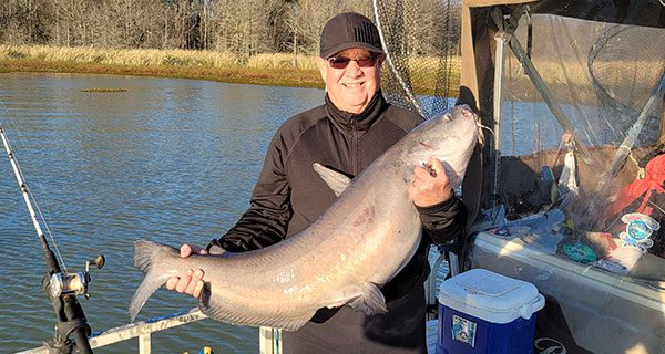 Fishing with Friends! - Coastal Angler & The Angler Magazine