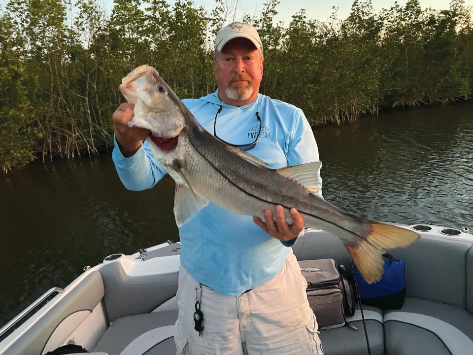 Ron hooked up to more fun in the El Jobean canals w/ a nice snook ...