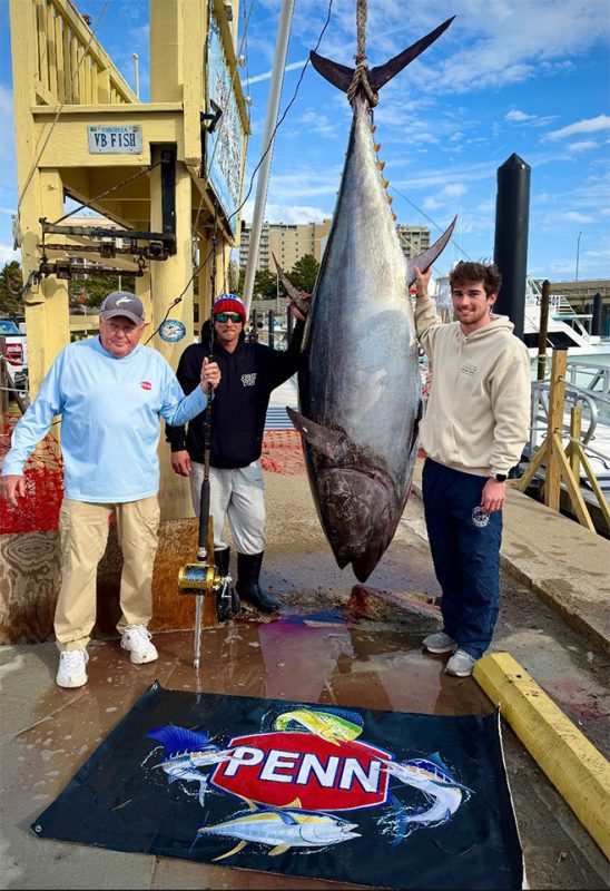 High Hopes Crew Lands Record-Setting 832.6-Pound Virginia Bluefin Tuna ...
